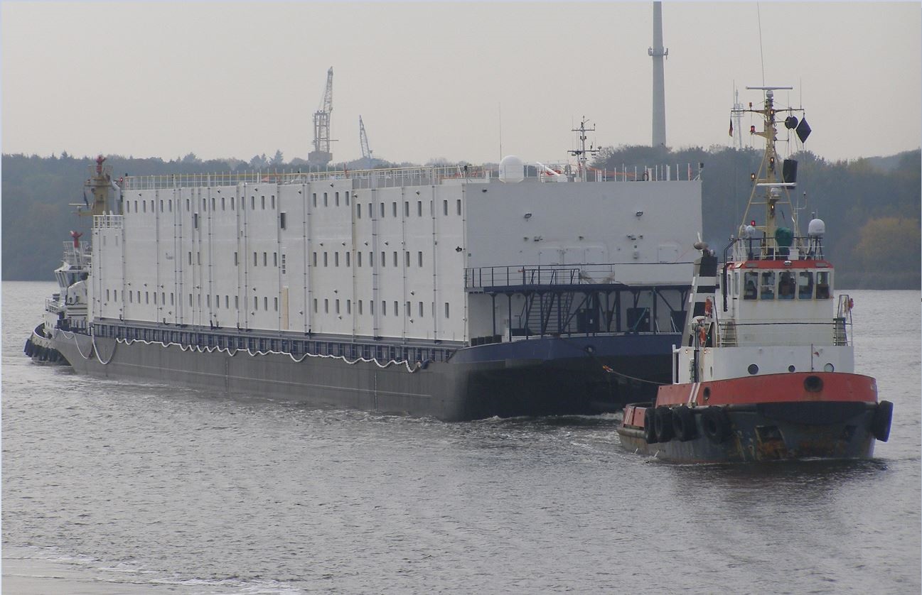 Accommodation barges for charter | DSB Offshore