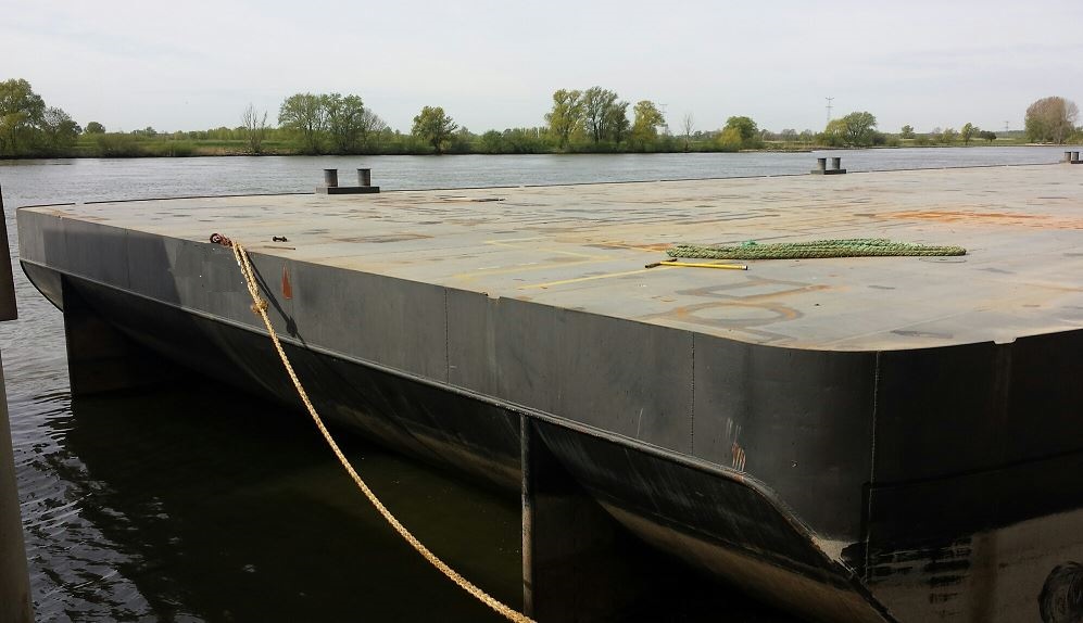 Flat-top barges for sale | DSB Offshore