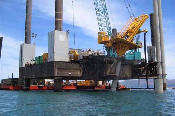 Jack-up barges for charter | DSB Offshore