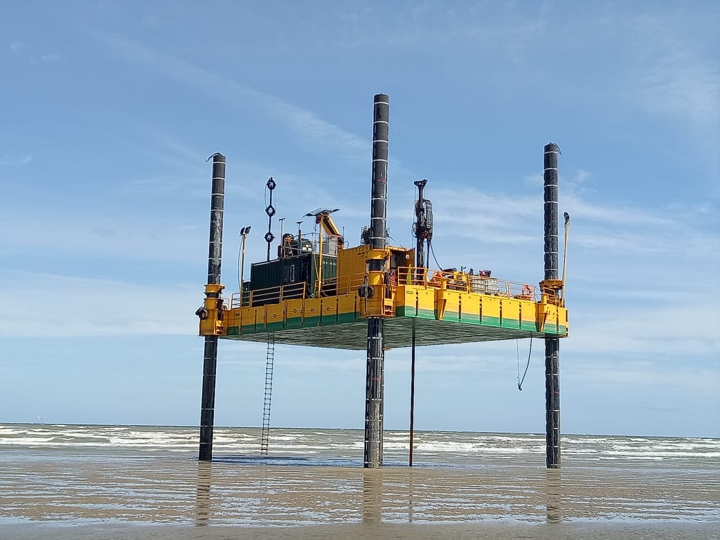 Jack-up barges for sale | DSB Offshore